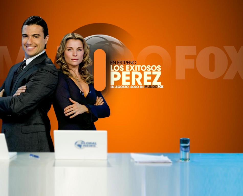 Los Exitosos Perez En Agosto Por MundoFox con Jaime Camil y Ludwika ...